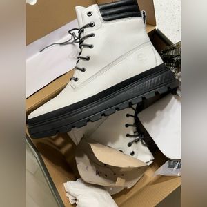 Timberland | Shoes | Brand New White Leather Timberland Snow Weather ...